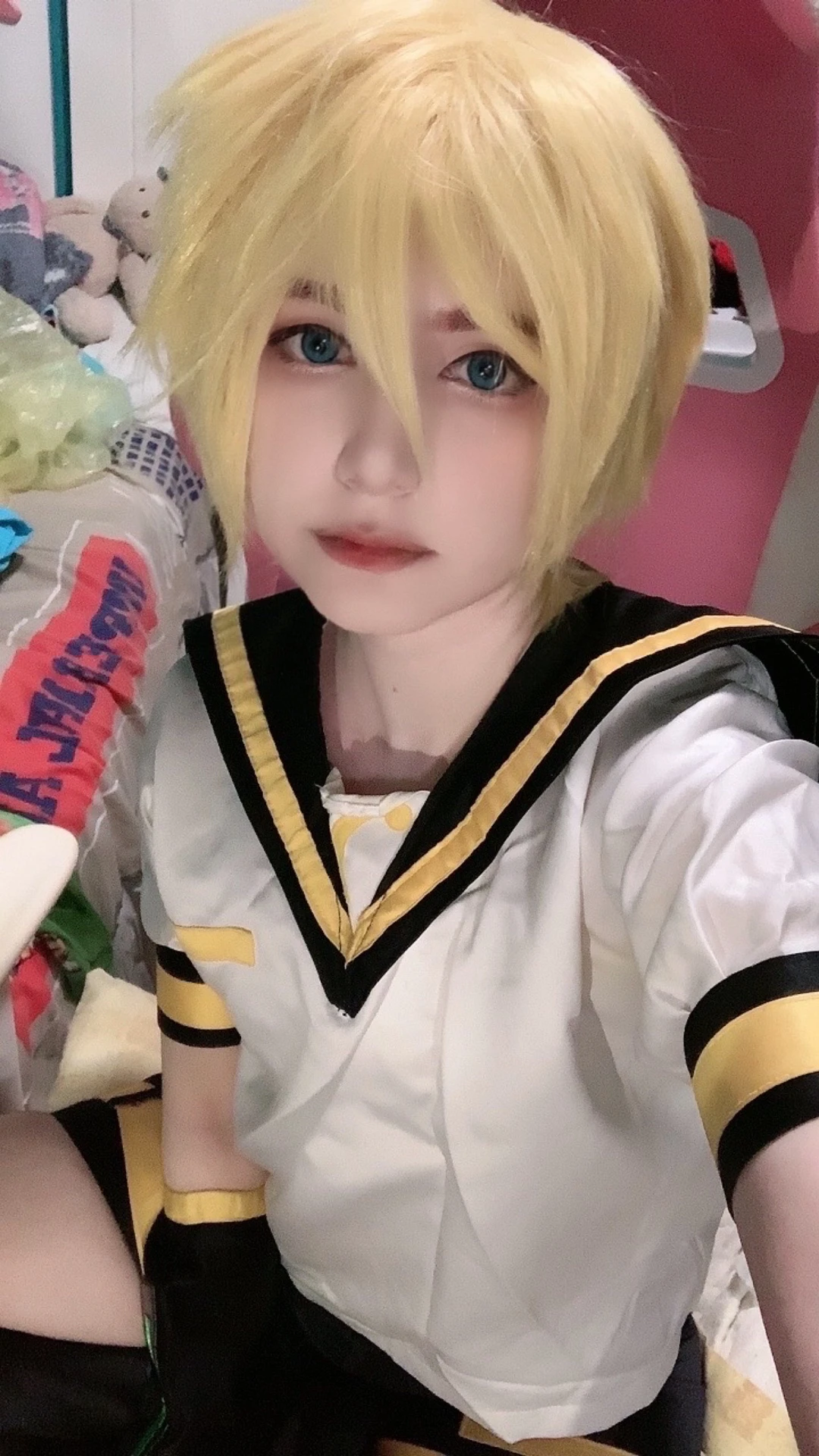 Len cosplay | HoYoLAB