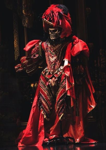 my favorite Phantom costumes | HoYoLAB