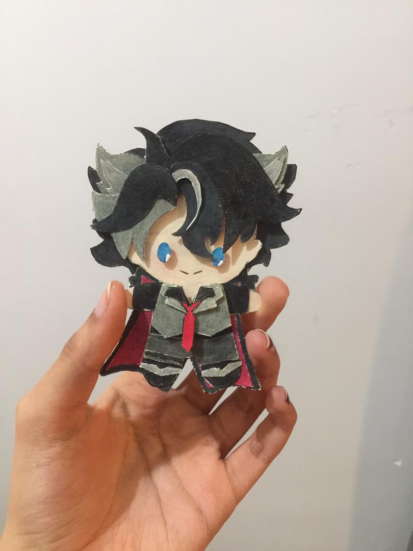 mini wriothesley papercraft that i made 2 months ago and forgot to ...