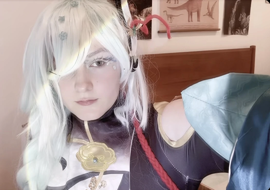 Shenhe cosplay and memes 🫶🏻 Genshin Impact | HoYoLAB