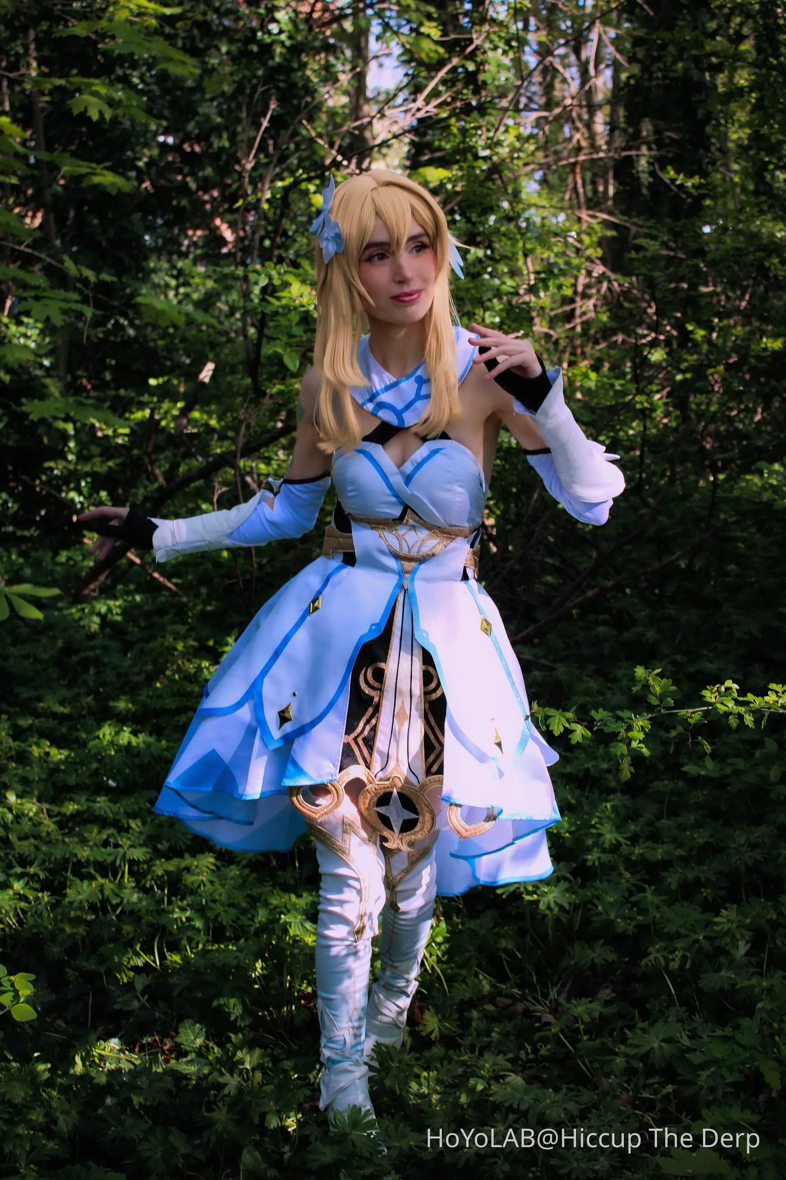 Lumine cosplay: Forrest walk Genshin Impact | HoYoLAB