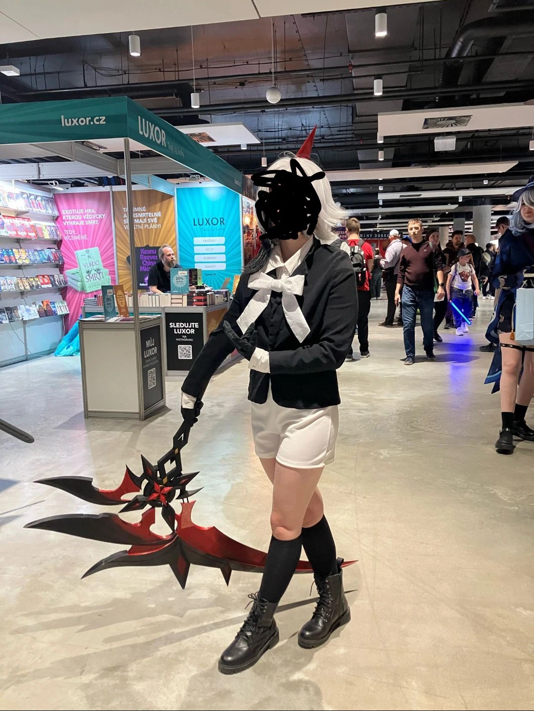 My Arlecchino Cosplay I wore to comic con. Genshin Impact | HoYoLAB