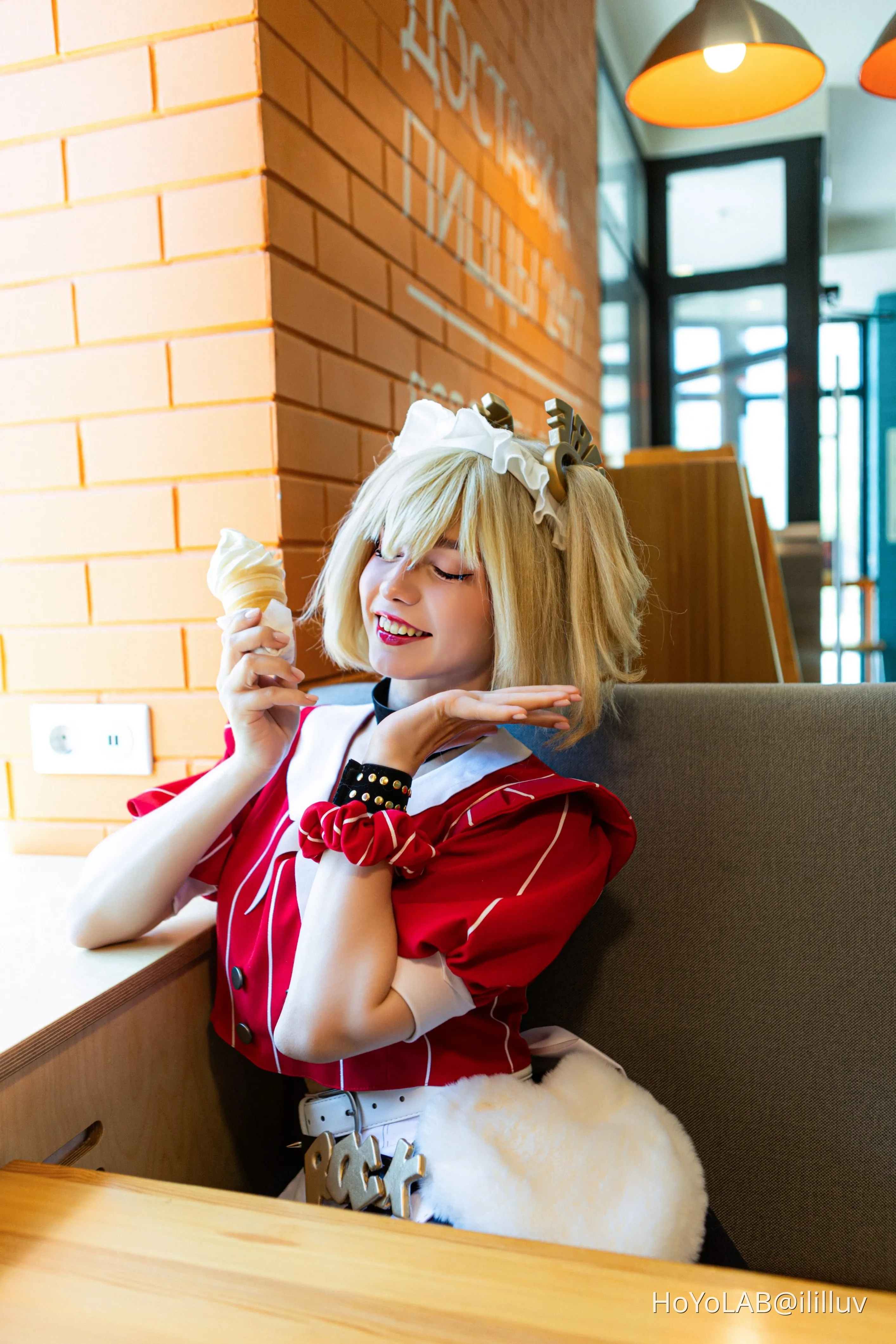 Burnice cosplay Zenless Zone Zero | HoYoLAB