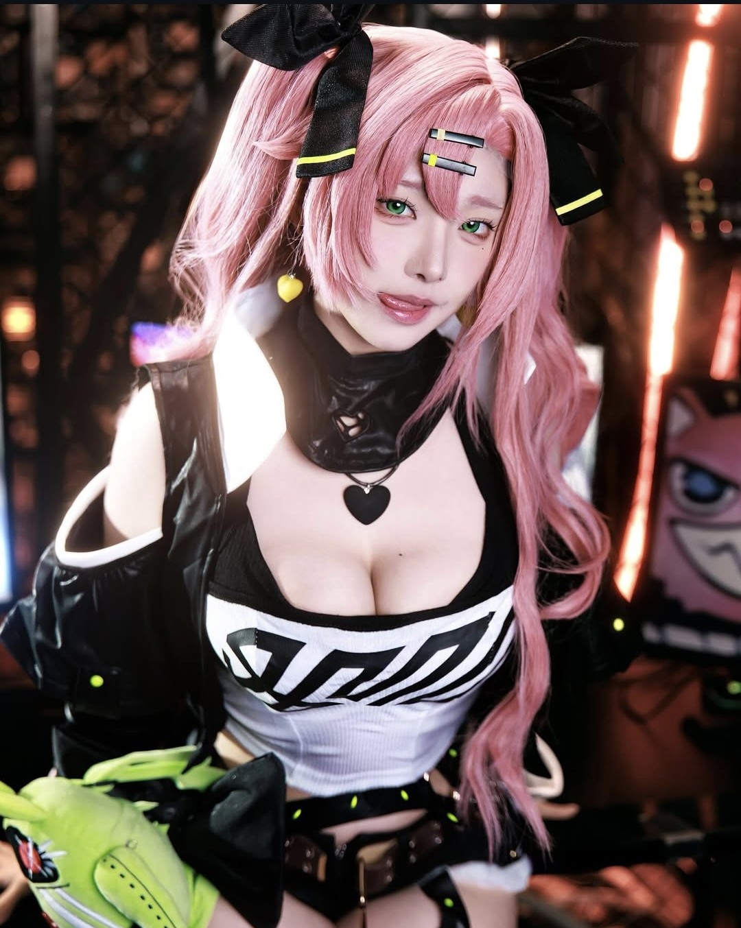 Nicole Cosplay [Cosplayer: Aoi] Zenless Zone Zero | HoYoLAB