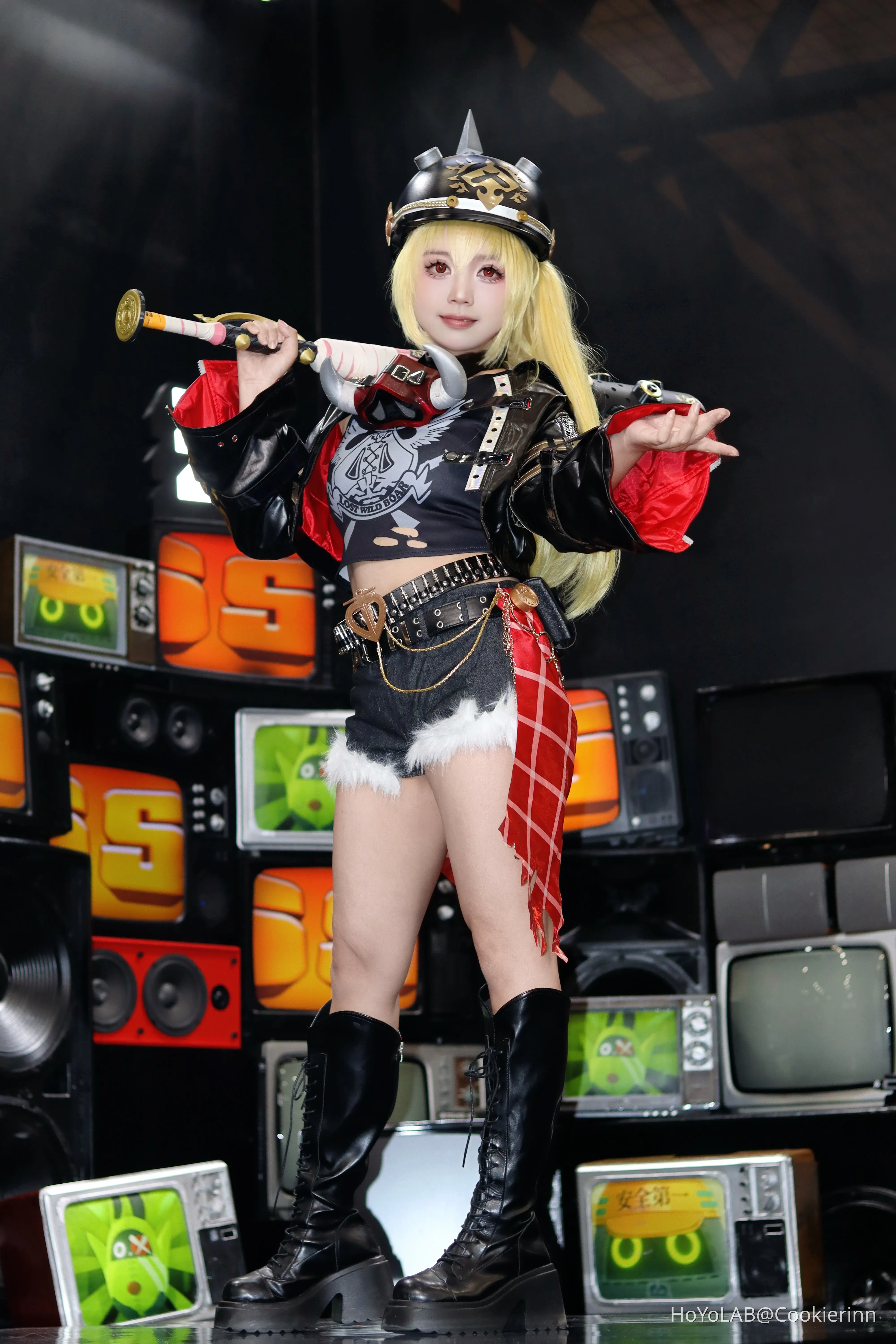 Anime Expo ZZZ booth Lucy Cosplay! Zenless Zone Zero | HoYoLAB