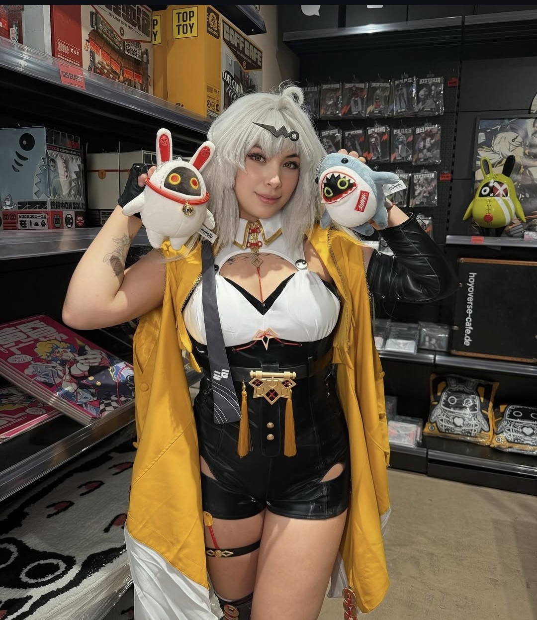 Yi Xuan Cosplay [Cosplayer: Teddy] Zenless Zone Zero | HoYoLAB