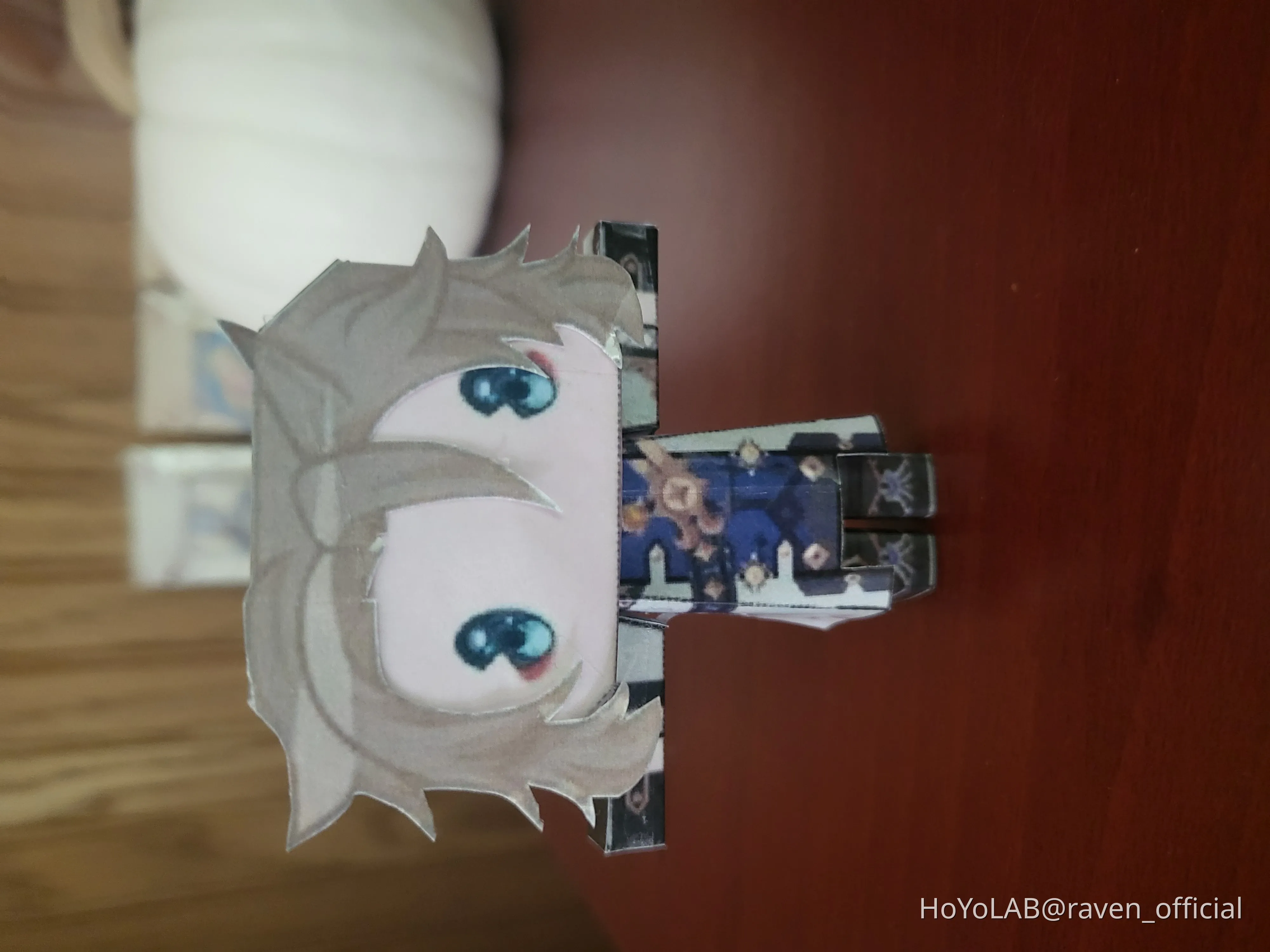 Albedo Paper Figure (NOT my art, artist on Pinterest; Anqa Papercrafts ...